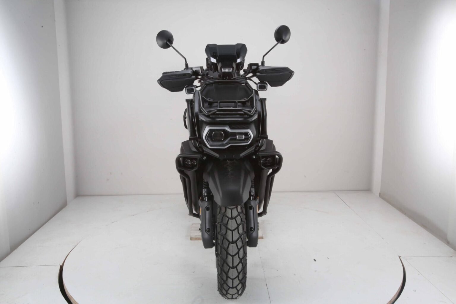 Vitacci Tank Pro 200 EFI Scooter - 161 Powersports